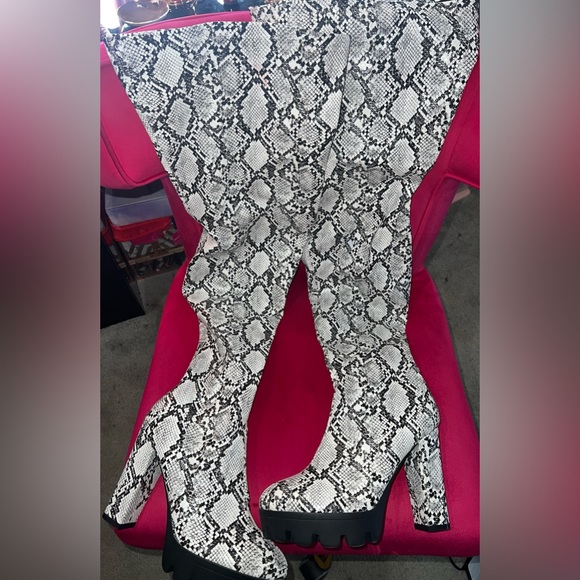 Fashion Nova | Shoes | Snake Print Thigh High Boots Great Condition ...